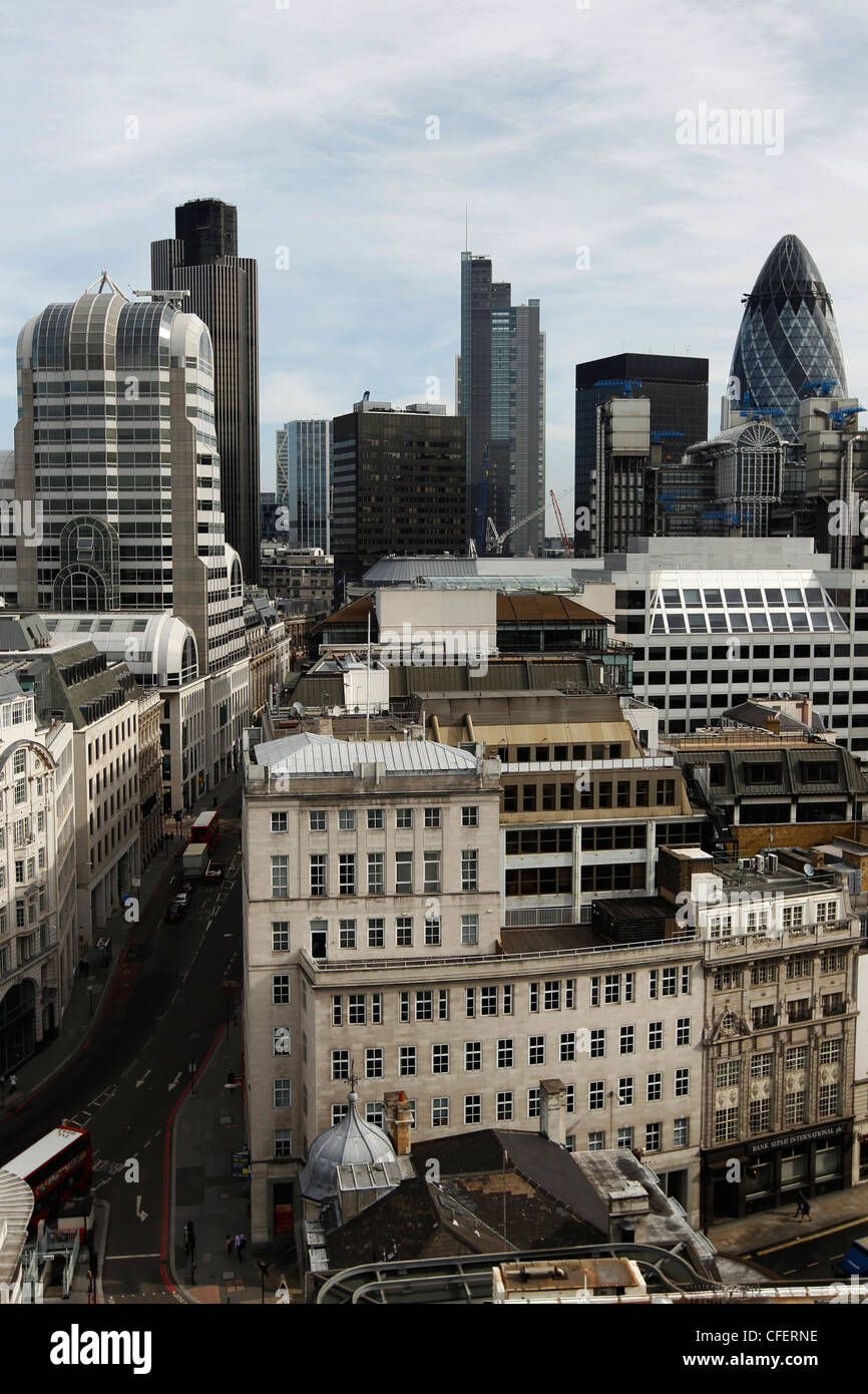 City of london financial district skyline hi-res stock photography and ...