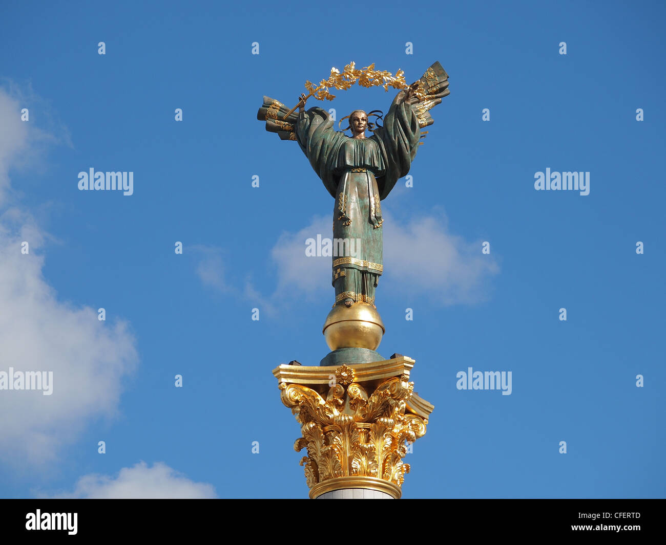 Independence Monument at the Independence Square in Kiev, Ukraine Stock ...