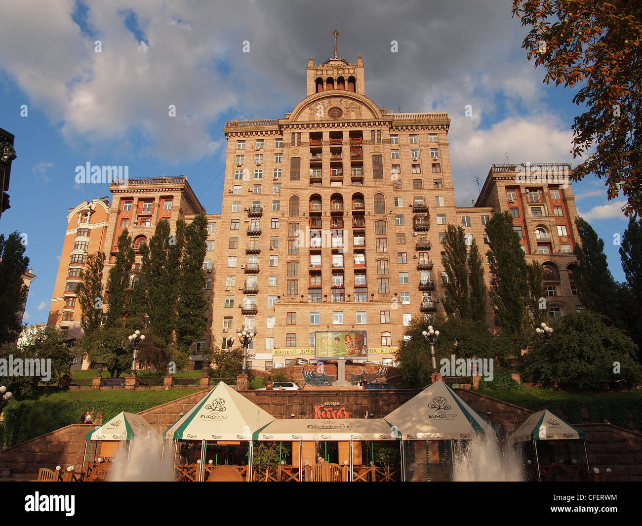 Khreshchatyk street kiev ukraine hi-res stock photography and images ...