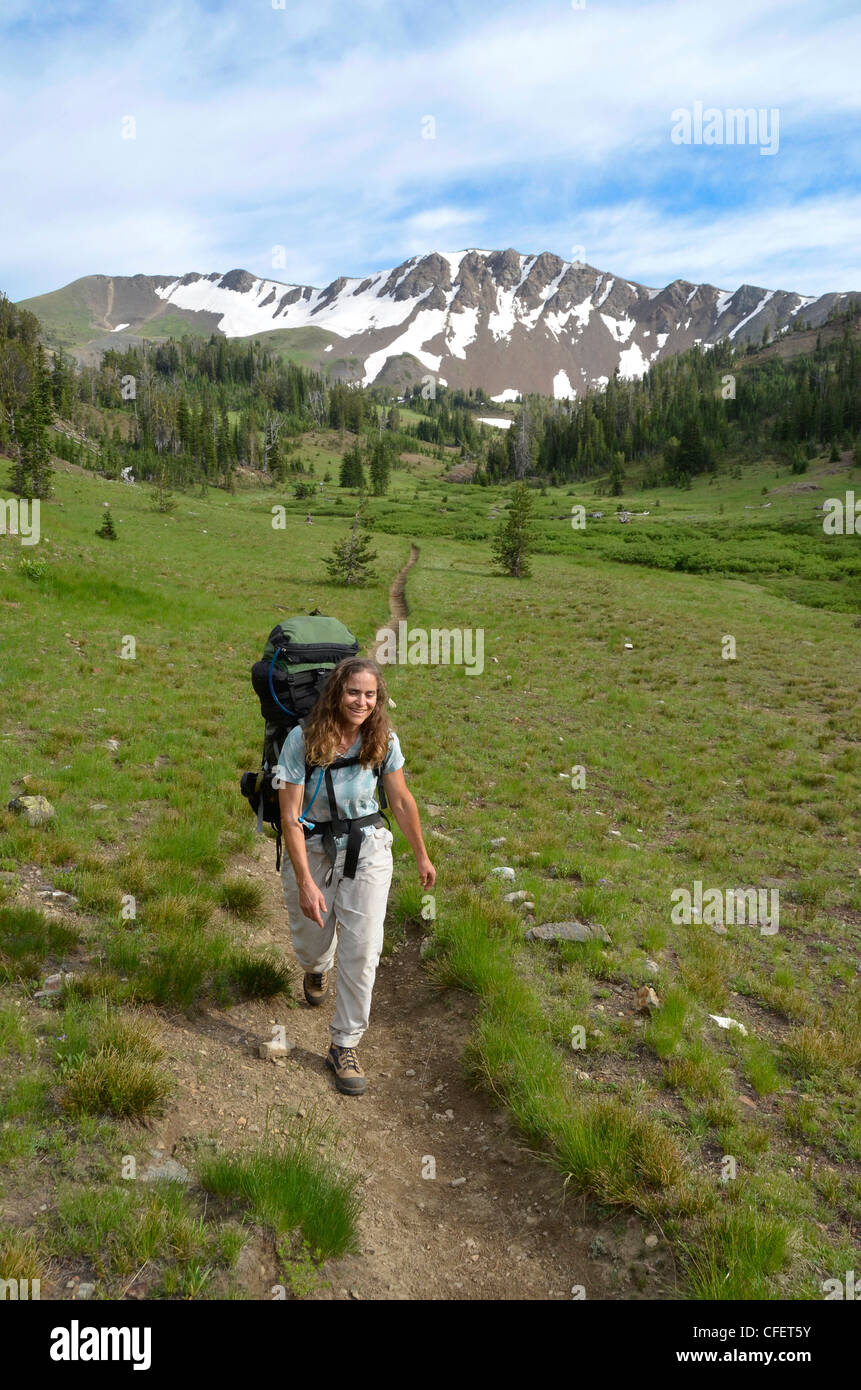 Waman backpacking in Oregon's Wallowa Mountains Stock Photo - Alamy