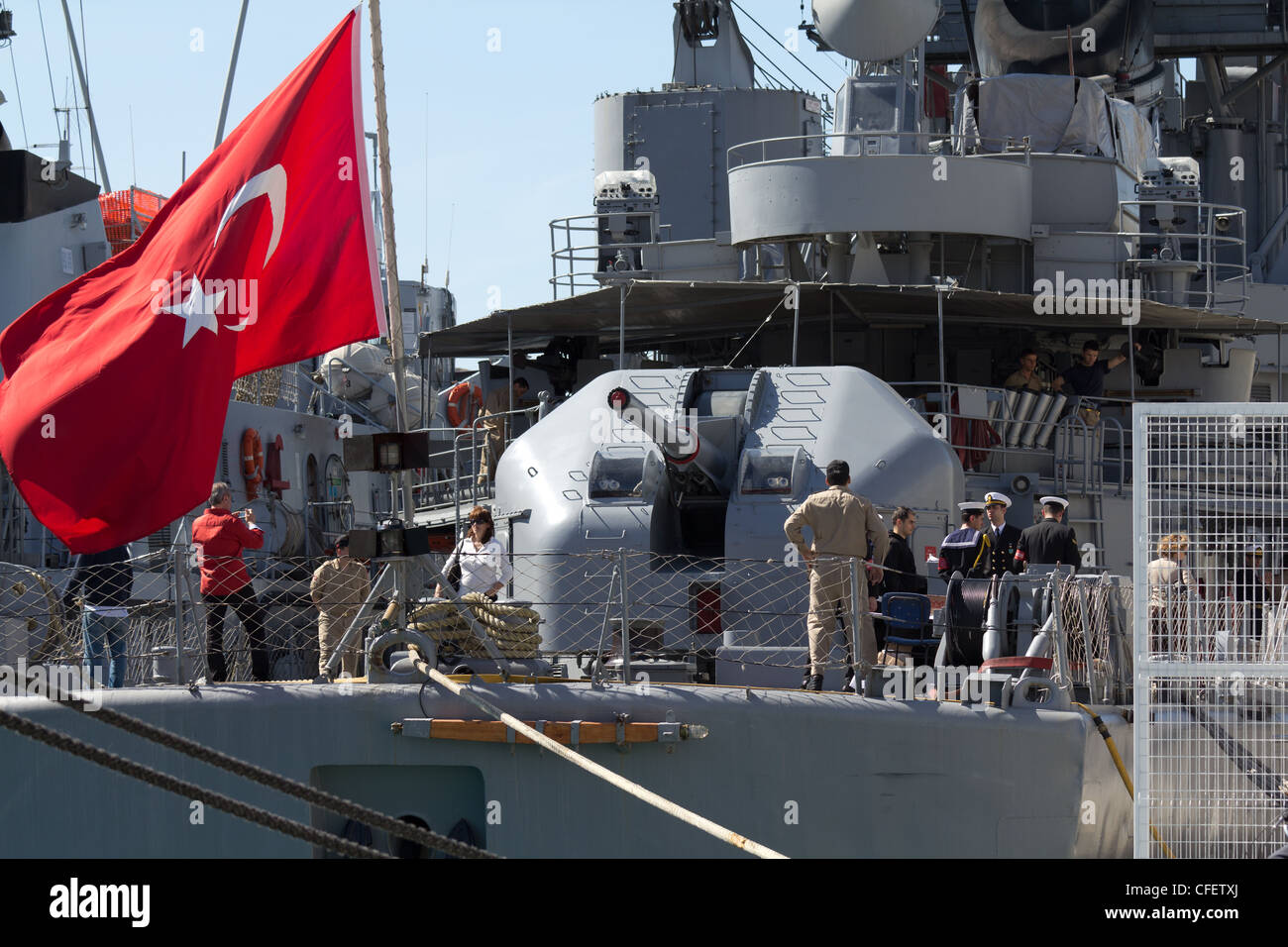 Ship boat minesweeper warship hi-res stock photography and images - Alamy
