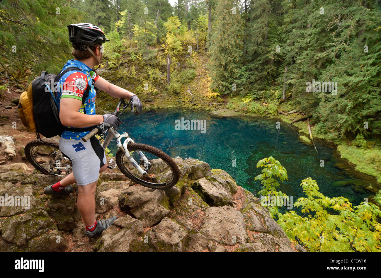 Mckenzie river oregon bike hi-res stock photography and images - Alamy