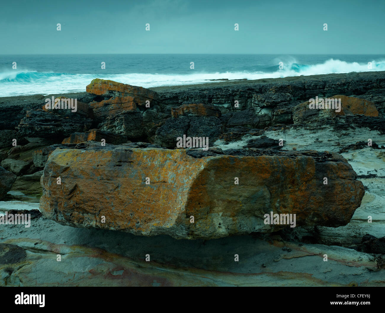 Balancing boulder Booderee National Park NSW Australia Stock Photo - Alamy