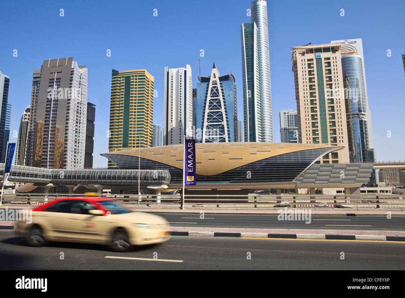 Dubai metro station stations hi-res stock photography and images - Alamy