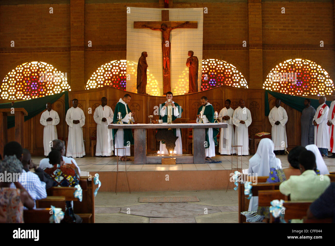 Catholic mass africa hi-res stock photography and images - Alamy