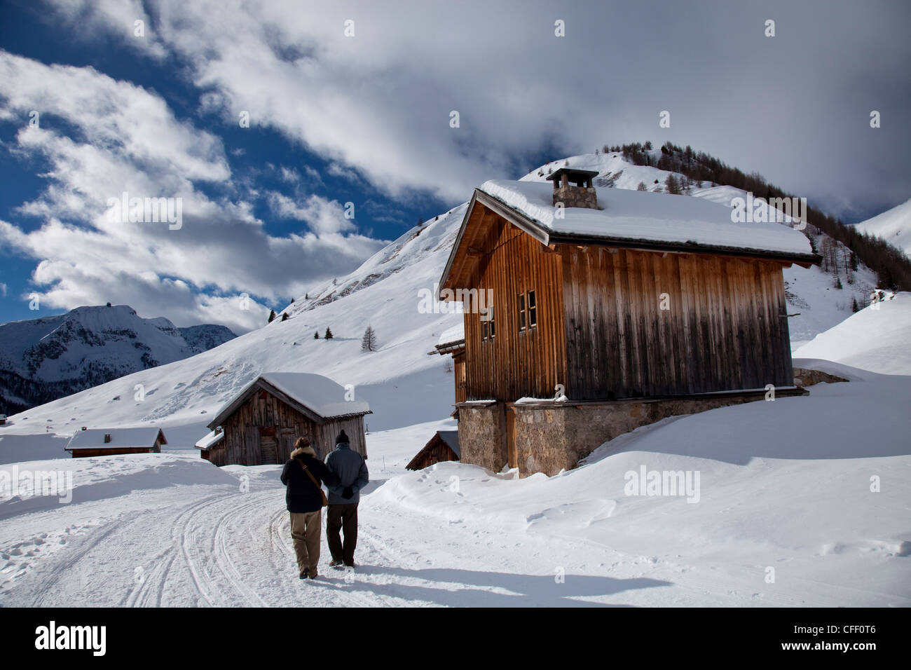 Pass through barns hi-res stock photography and images - Alamy