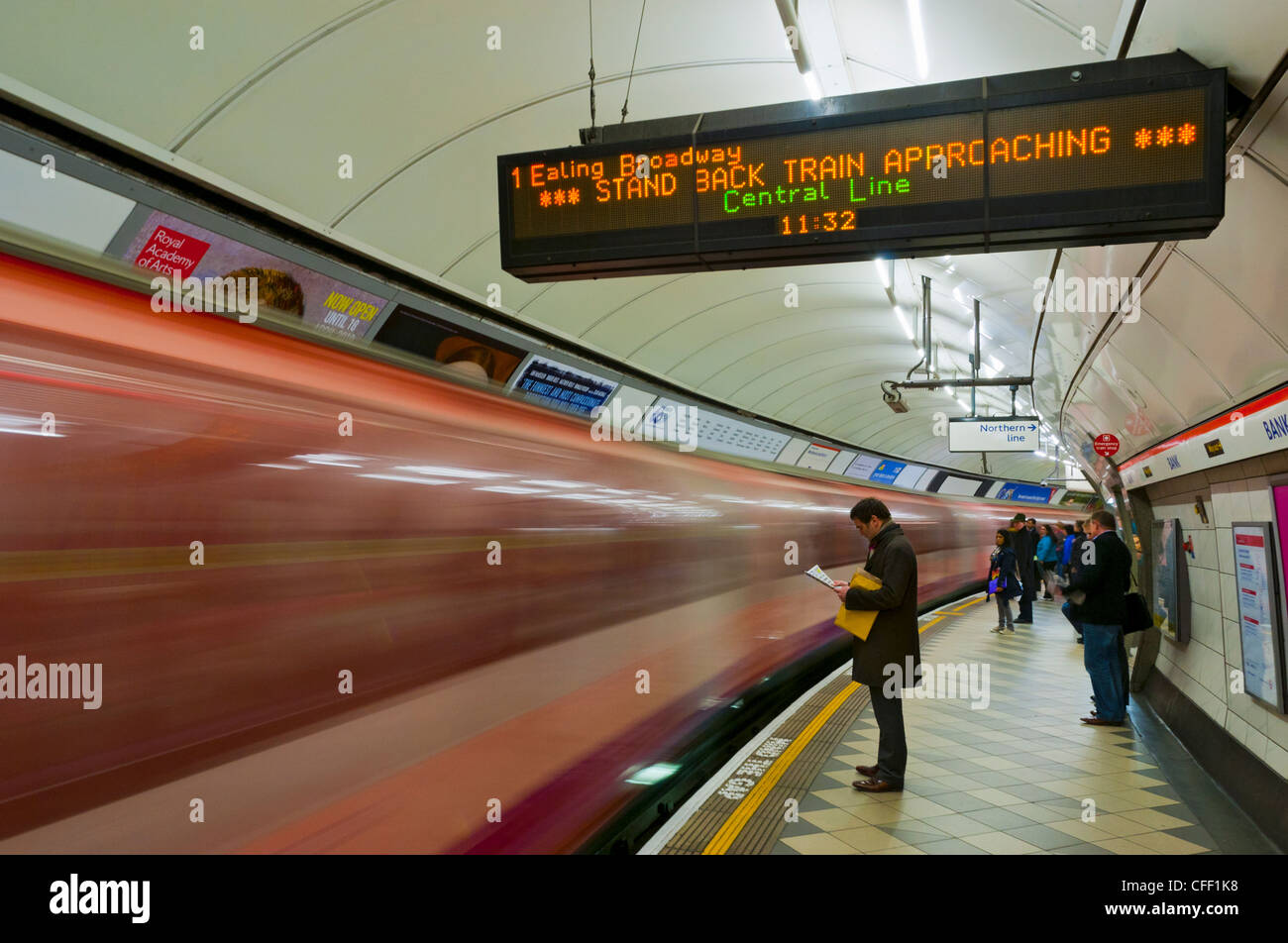 Bank Underground Station Central Line platform, London, England, United ...