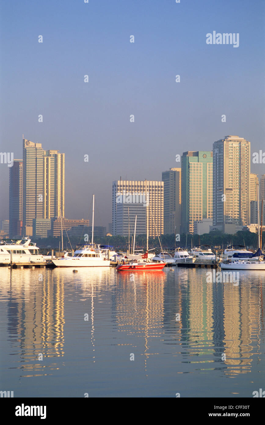 Philippines, Manila, Manila Bay and City Skyline Stock Photo - Alamy