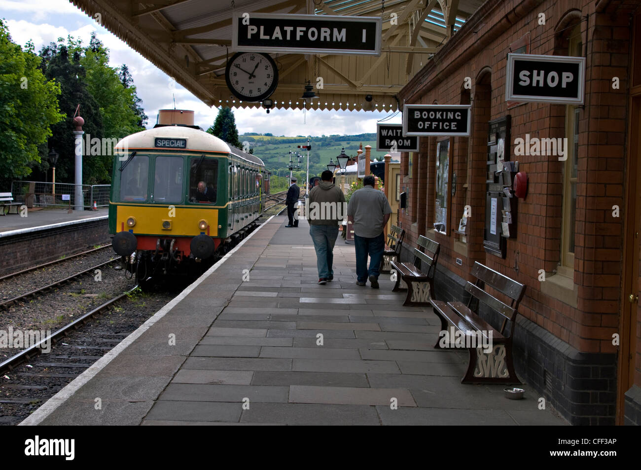 Class 122 High Resolution Stock Photography and Images - Alamy