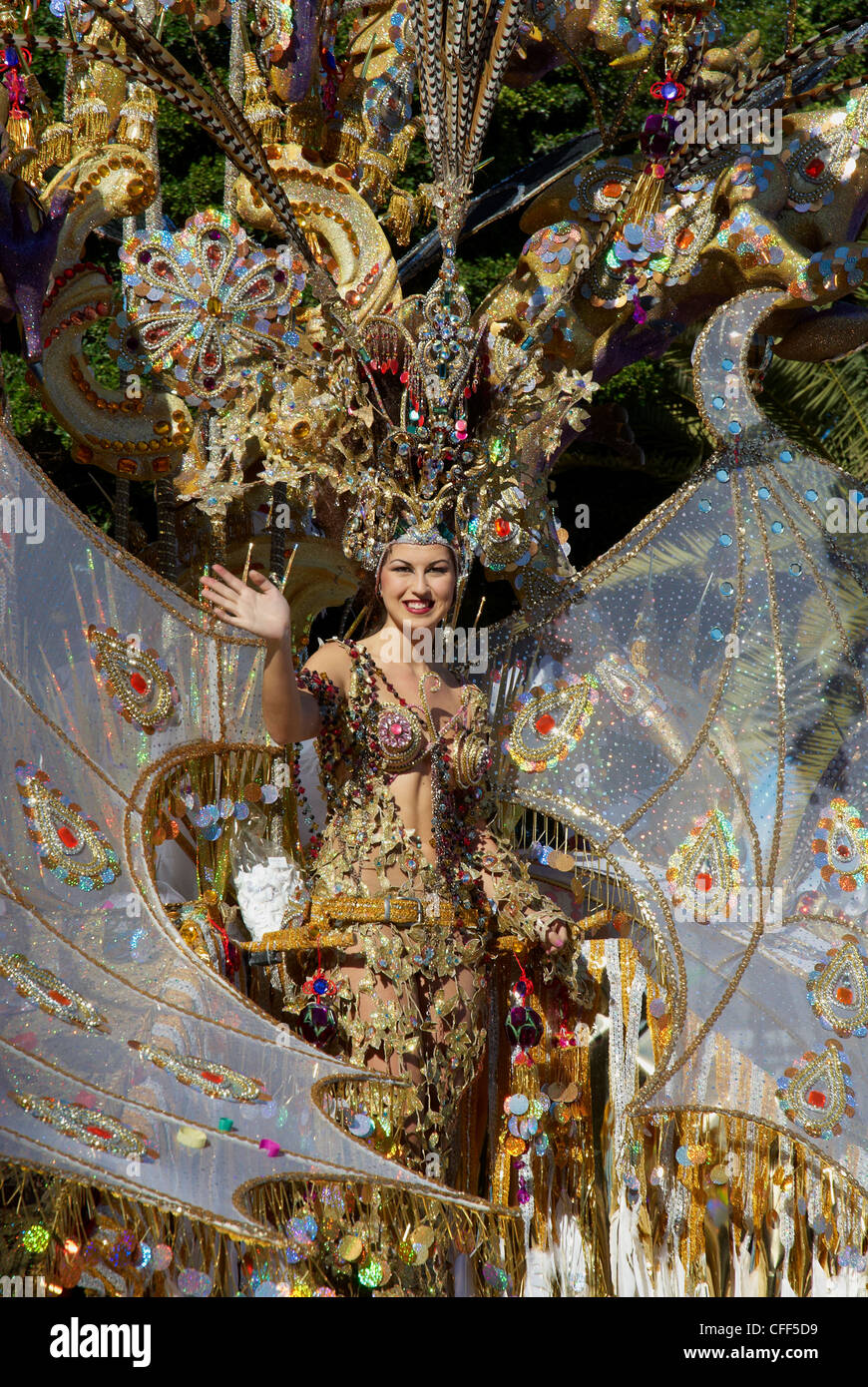 Queen of the parade, Carnaval Santa Cruz, Tenerife, Canary Islands ...