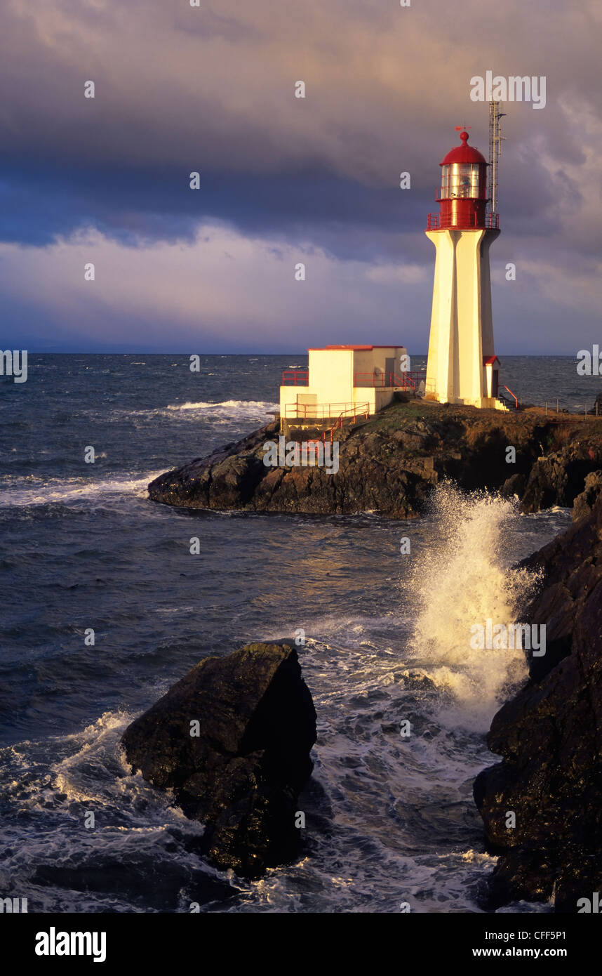 Sheringham Point Lighthouse, Juan de Fuca Strait, Sooke, southwestern ...