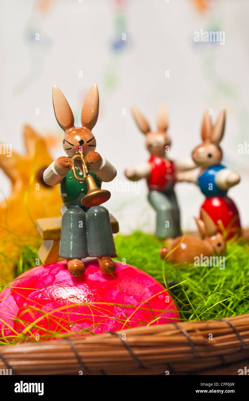 Easter nest bun hi-res stock photography and images - Alamy