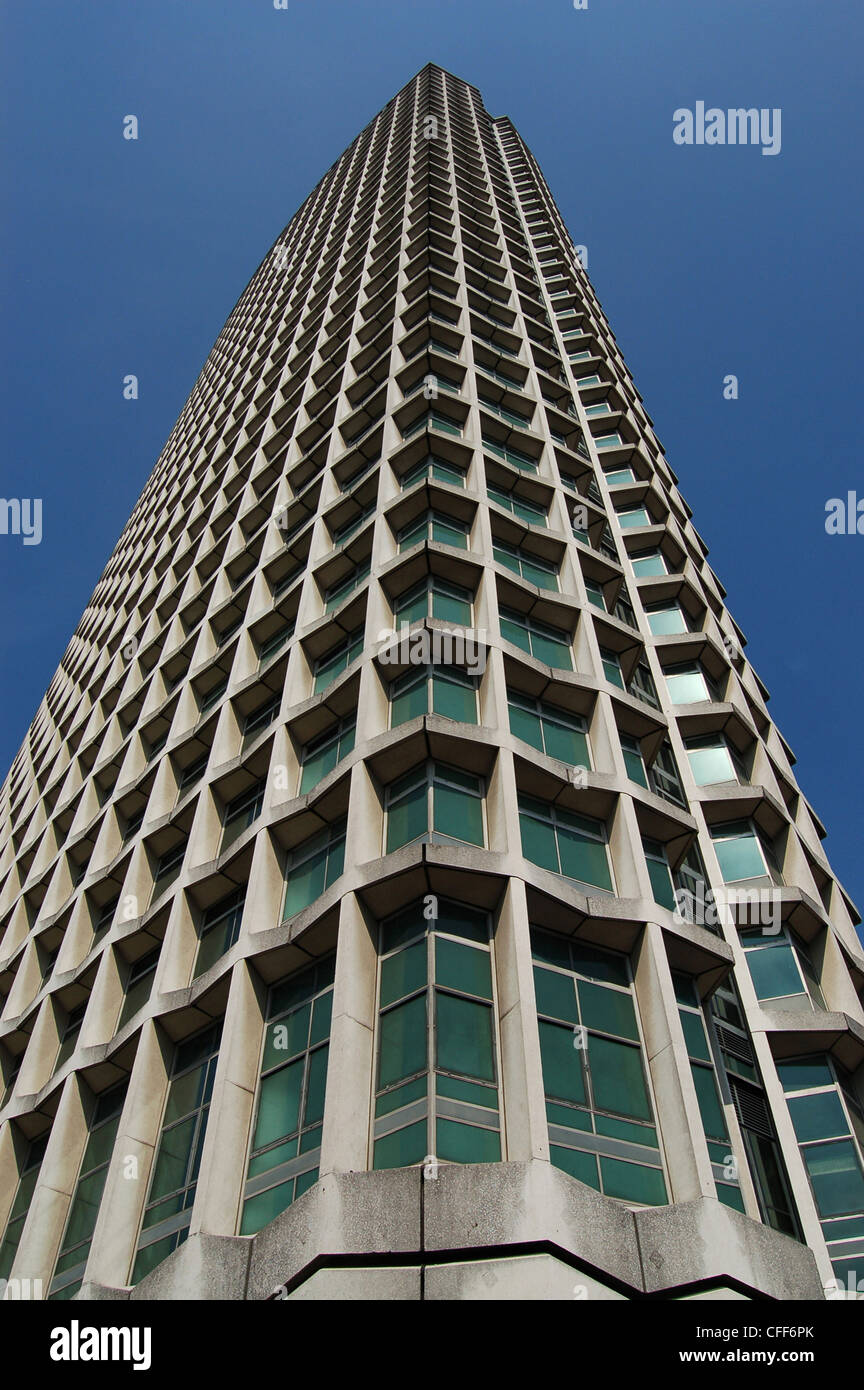 The tottenham oxford street hi-res stock photography and images - Alamy