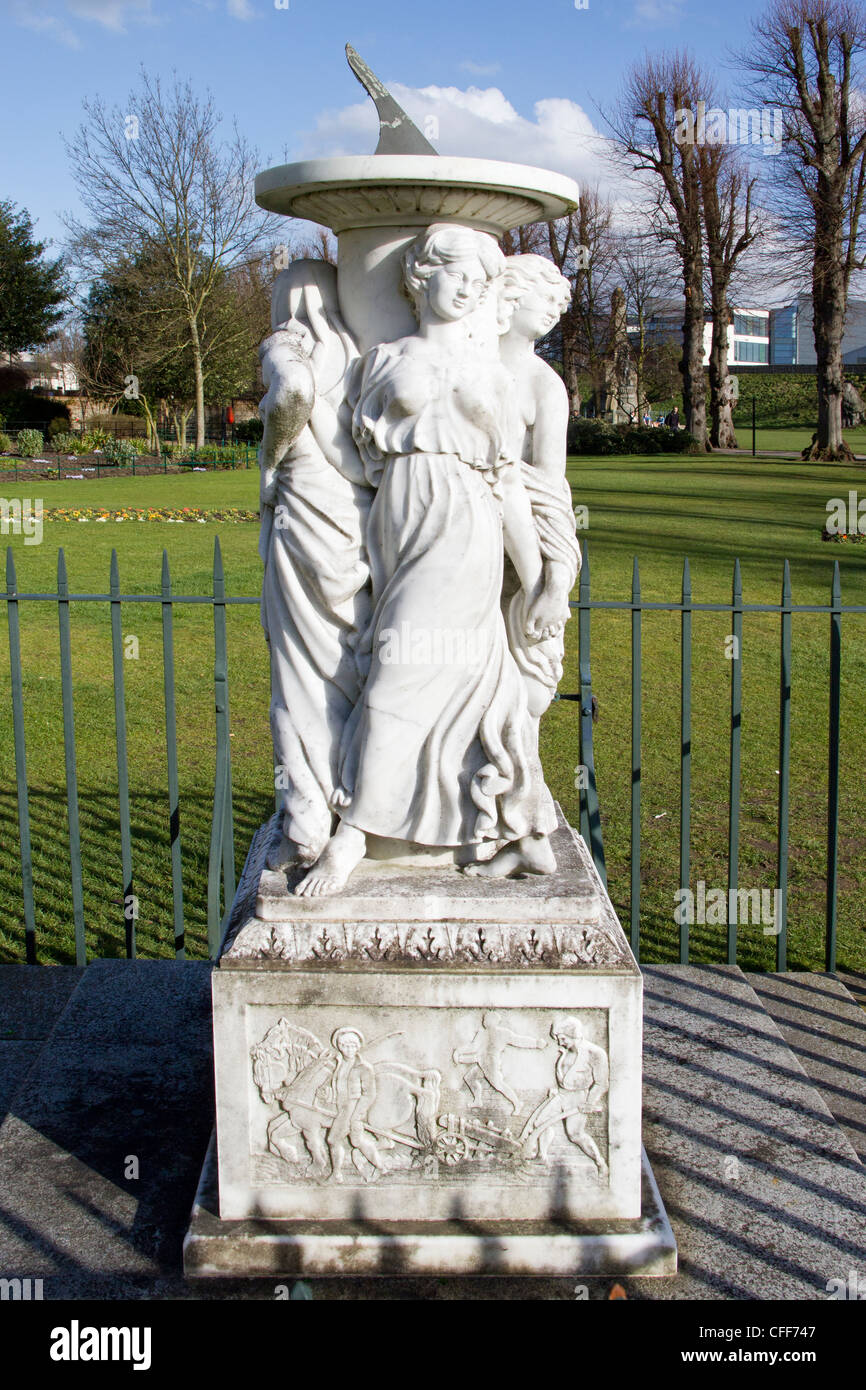Canterbury UK Sundial Statue Dane John Gardens Stock Photo - Alamy