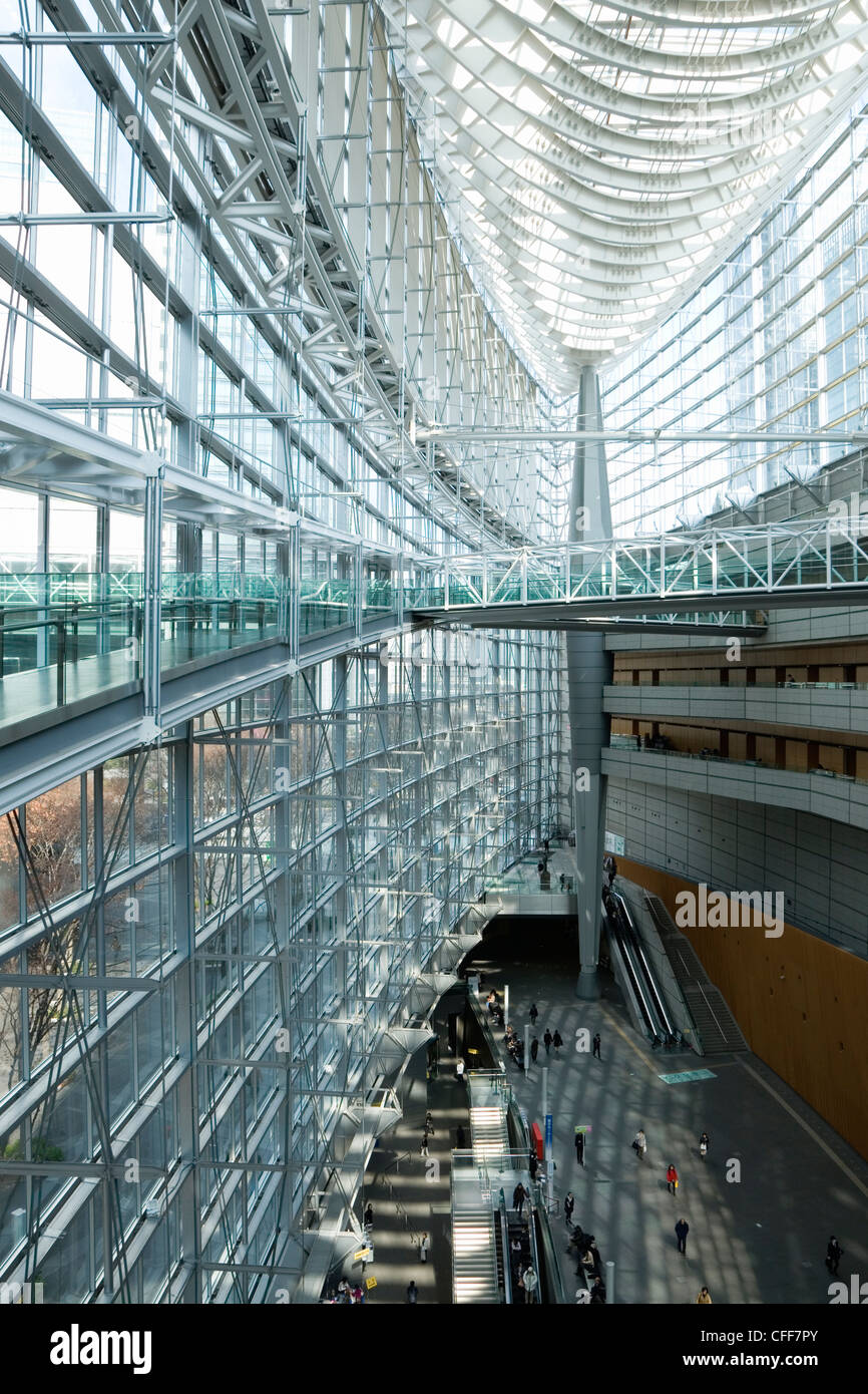 The Glass Building at Tokyo International Forum, 5-1 Marunouchi 3-chome ...