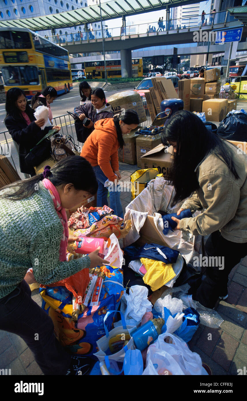 Overseas filipino workers hi-res stock photography and images - Alamy