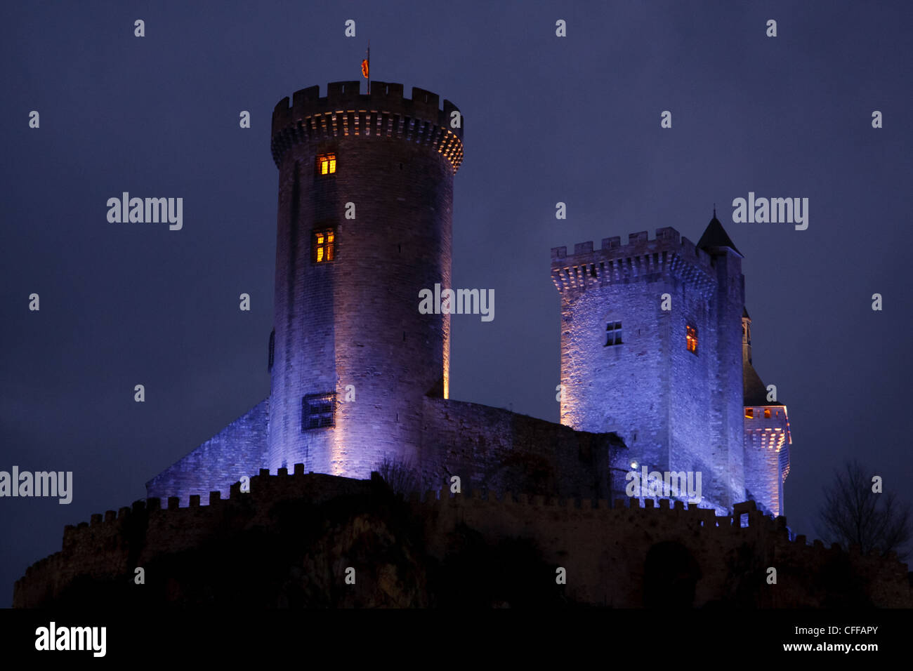 Medieval castle tower france hi-res stock photography and images - Alamy