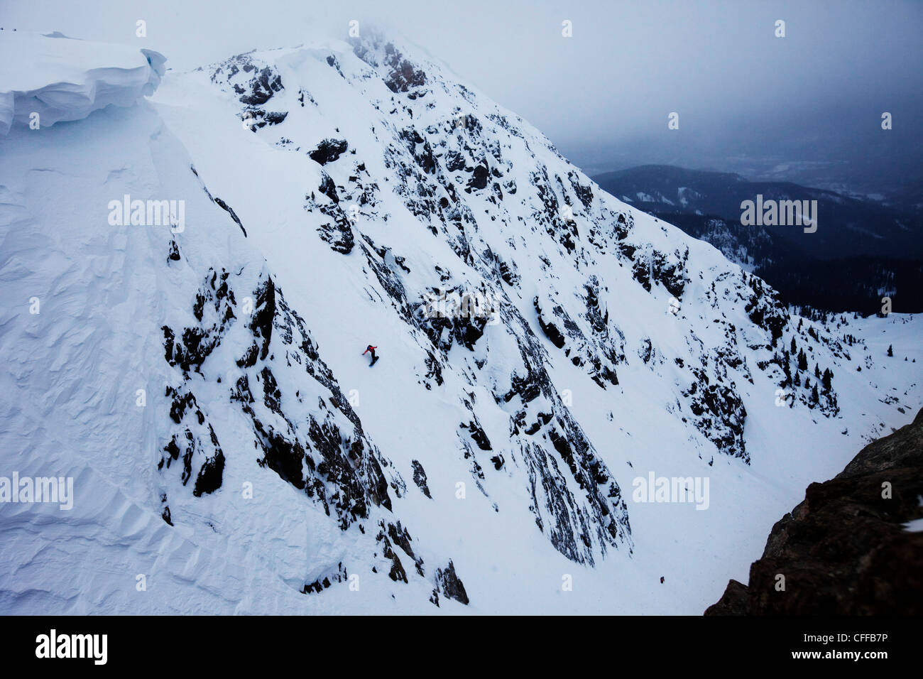 Snowboard snowboarding off piste hi-res stock photography and images ...