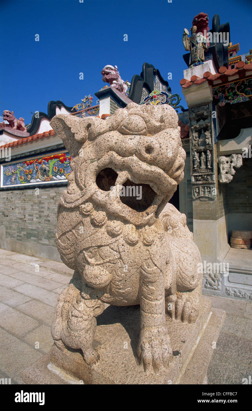 Taoist statue cheung chau island hi-res stock photography and images - Alamy