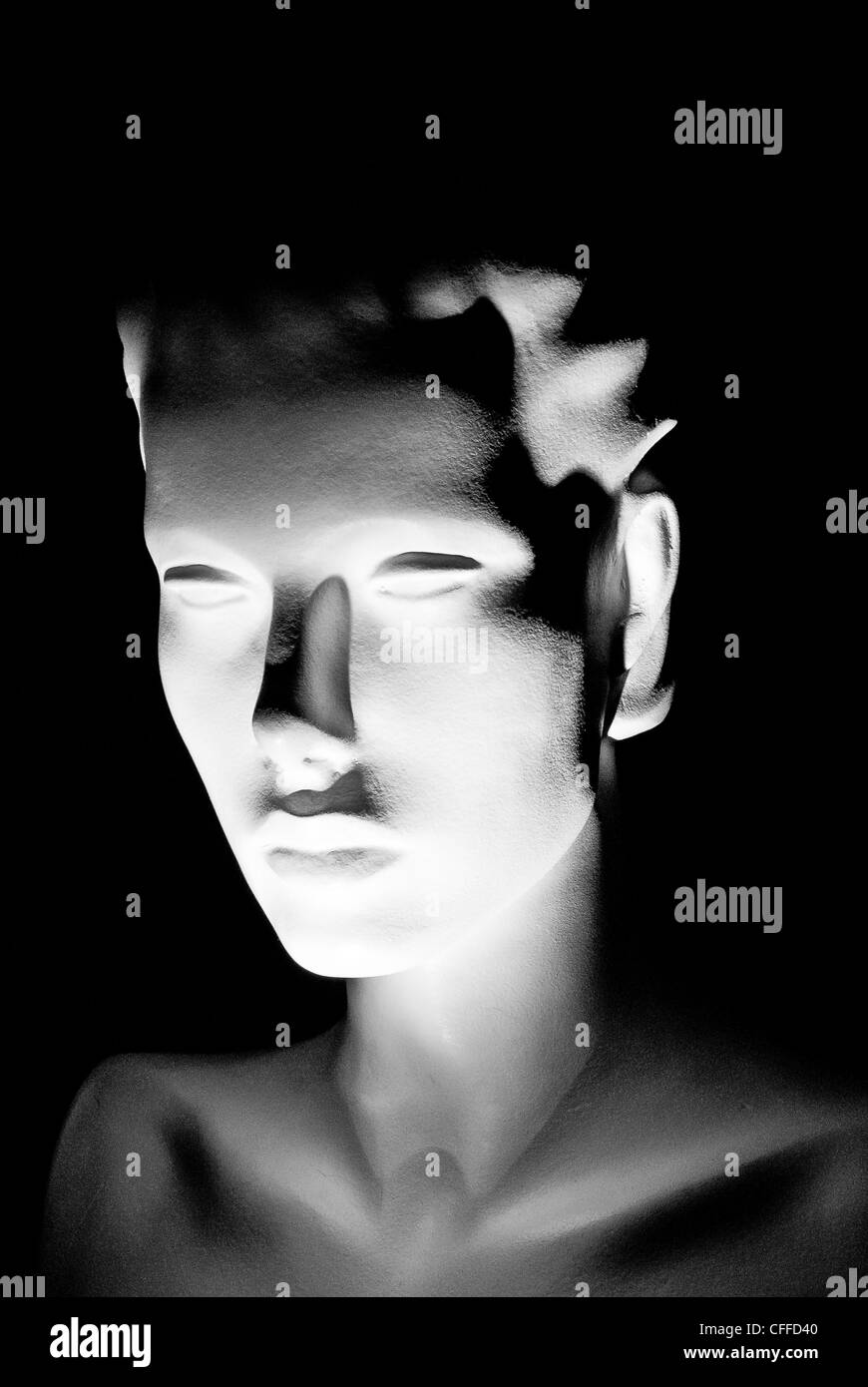 Empty mannequin hi-res stock photography and images - Alamy
