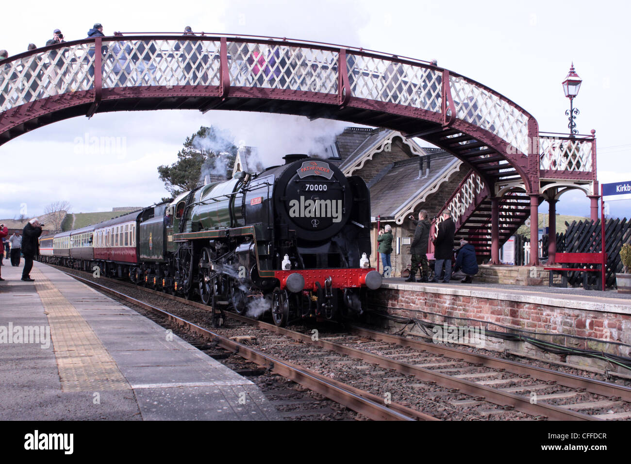 Britannia train 70000 hi-res stock photography and images - Alamy