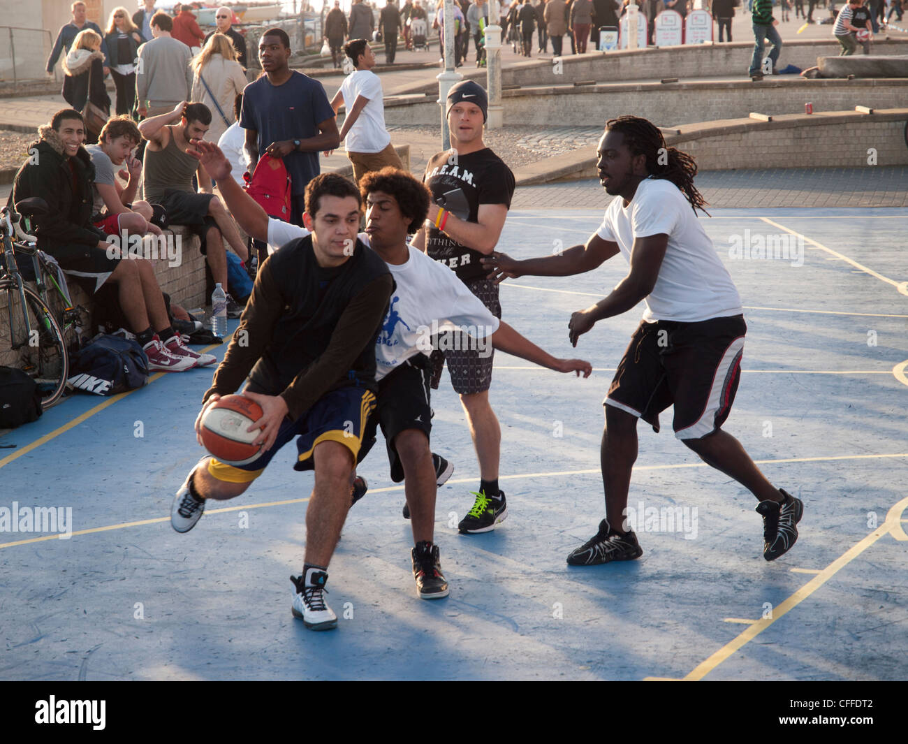 Basketball court brighton hi-res stock photography and images - Alamy