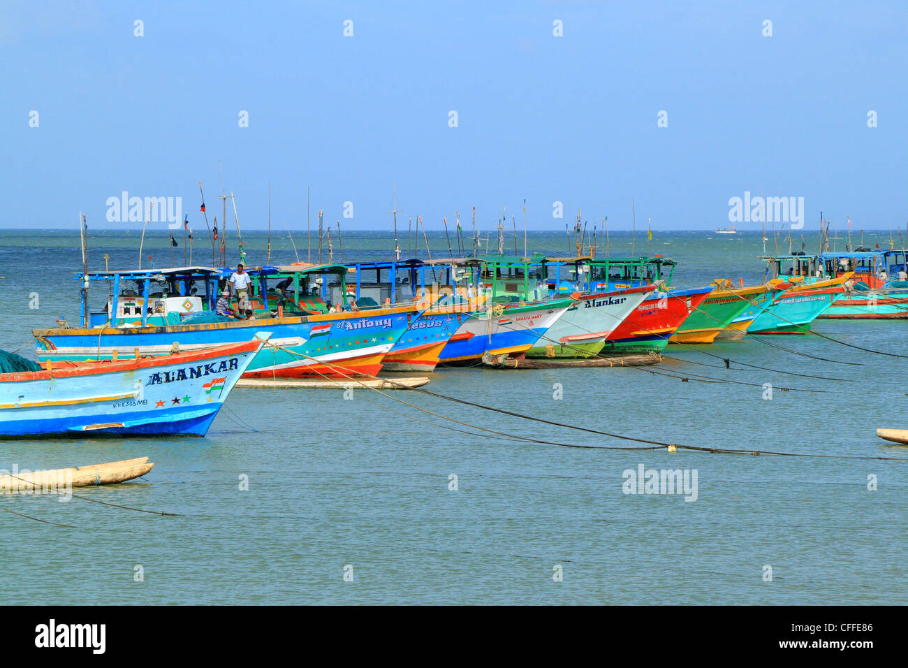 Indian trolling boats hi-res stock photography and images - Alamy