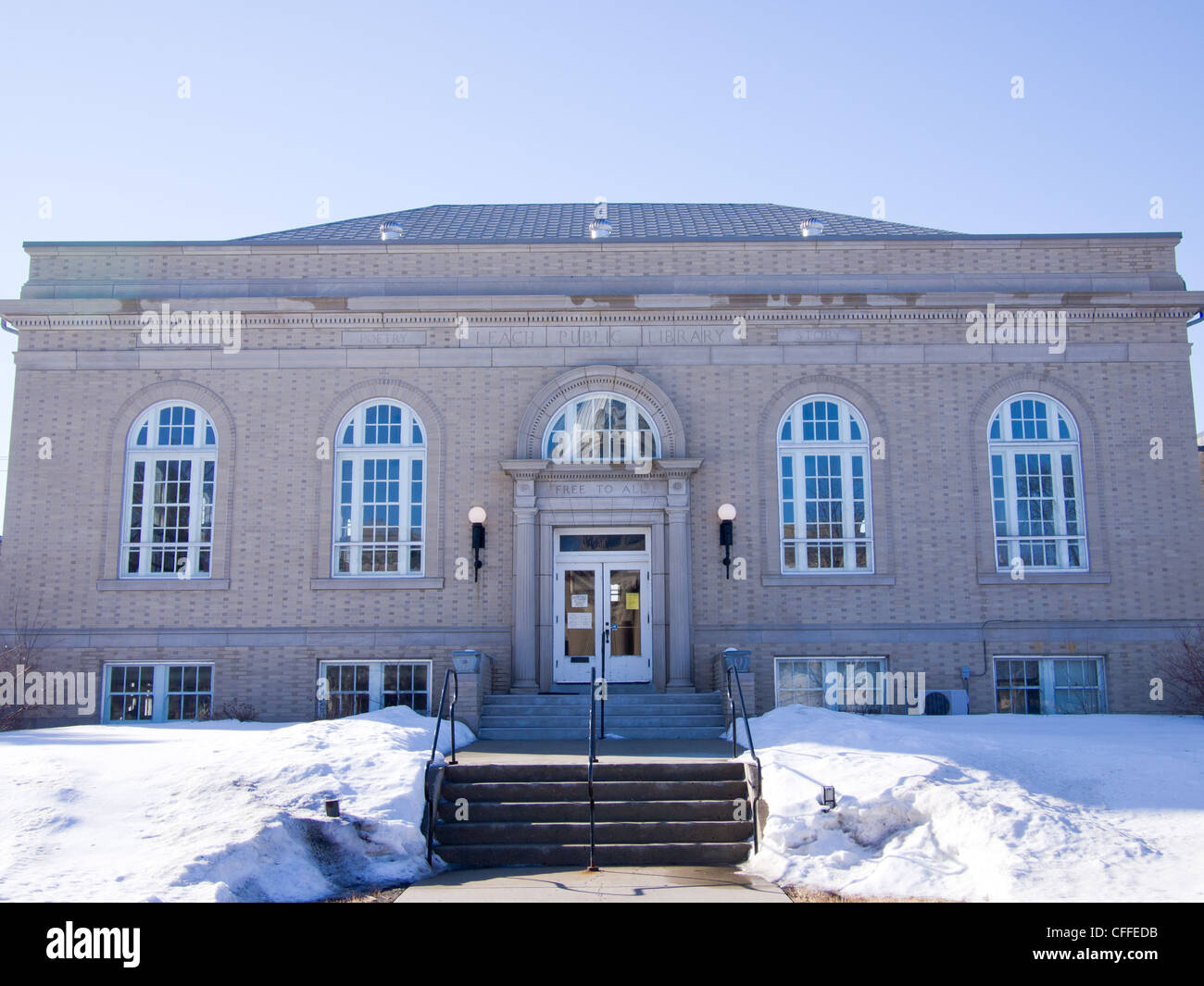 Public library building Stock Photo - Alamy
