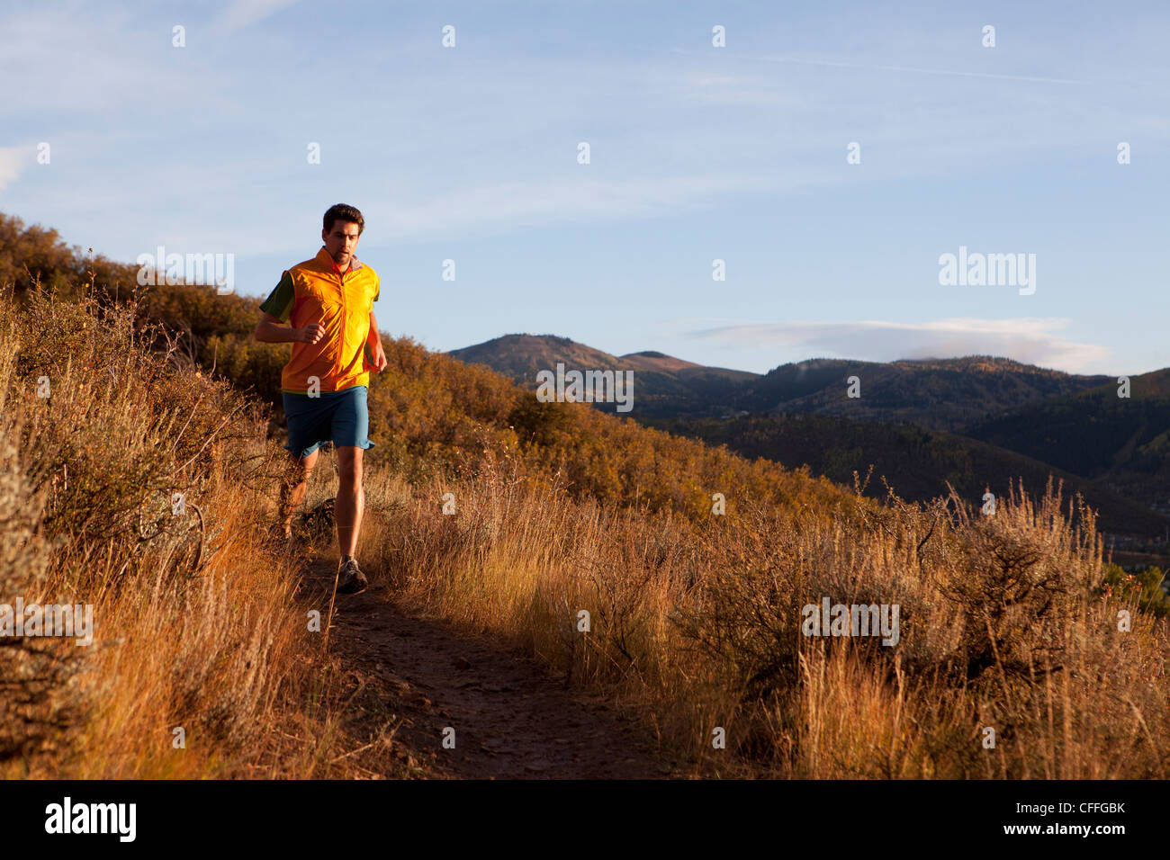 Evening run running hi-res stock photography and images - Alamy