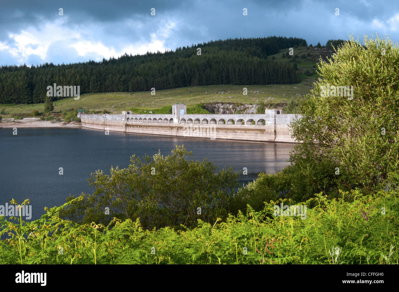 dumfries and galloway scotland clatteringshaws dam galloway forest park ...