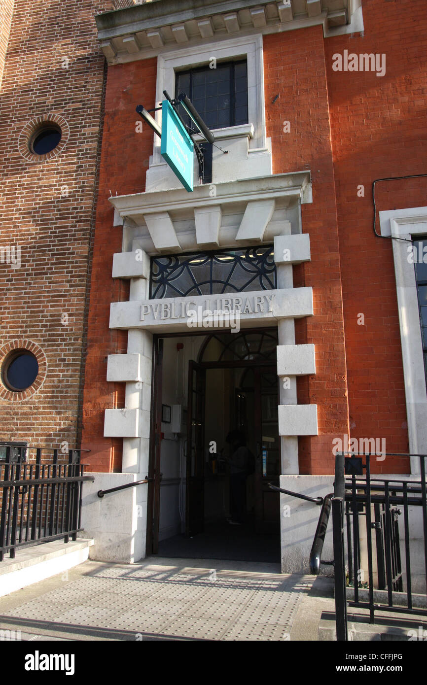 Public library in Greenwich, London Stock Photo - Alamy