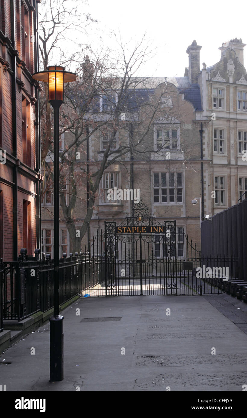 Gate to Staple Inn off High Holborn London Stock Photo - Alamy