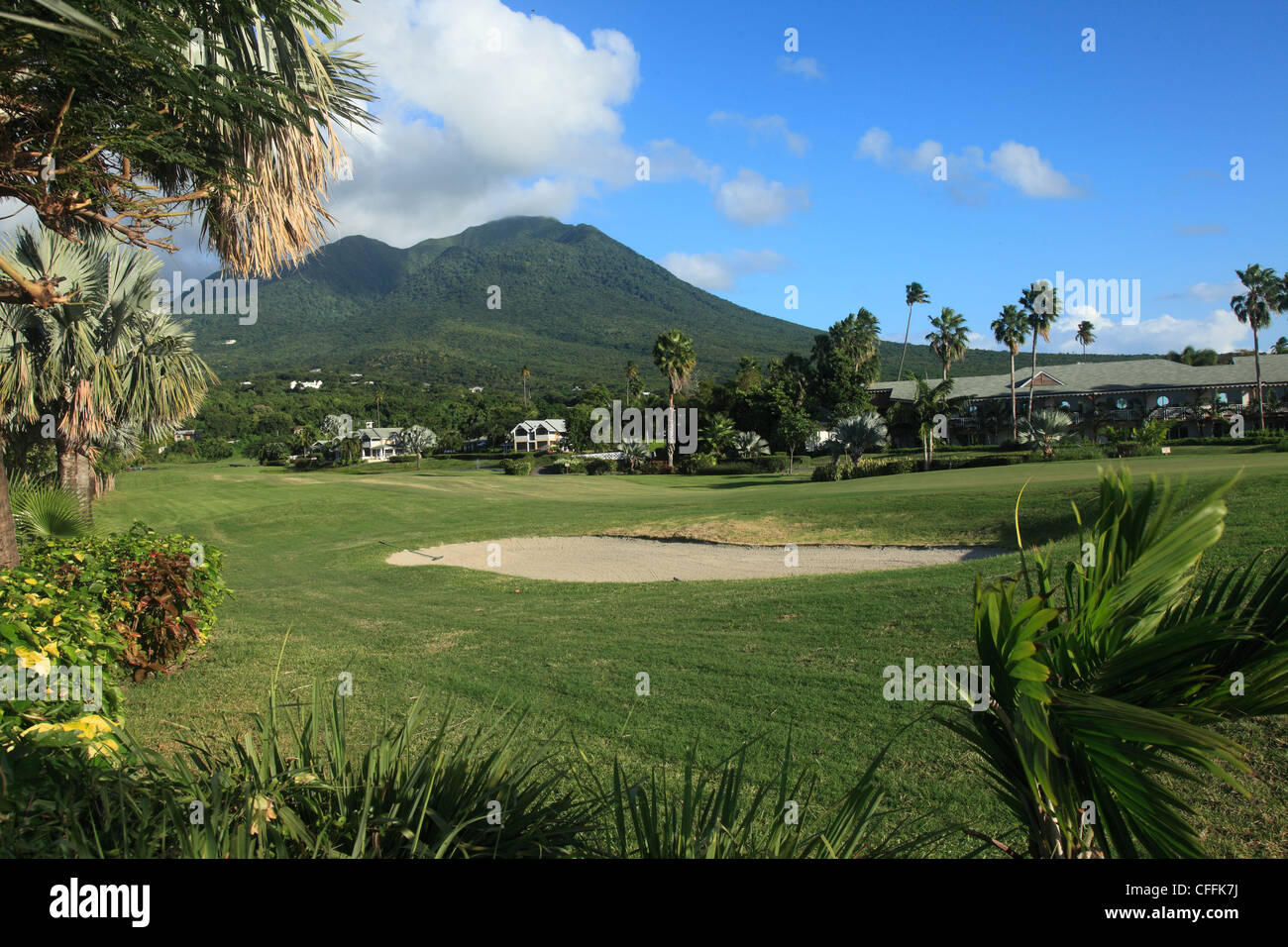 Hotel and golf course hi-res stock photography and images - Alamy