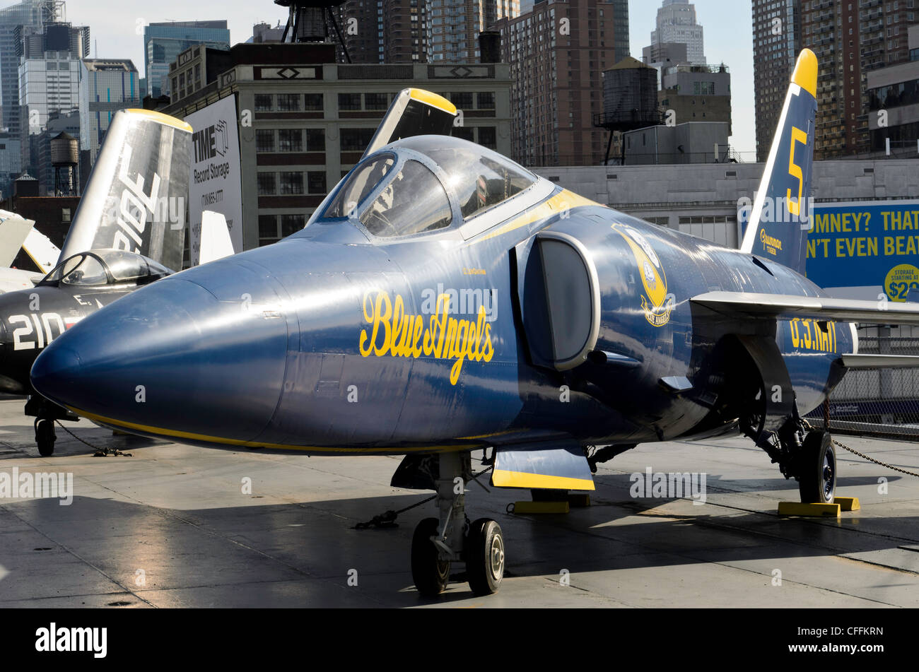 Grumman F11F F-11A Tiger Stock Photo - Alamy