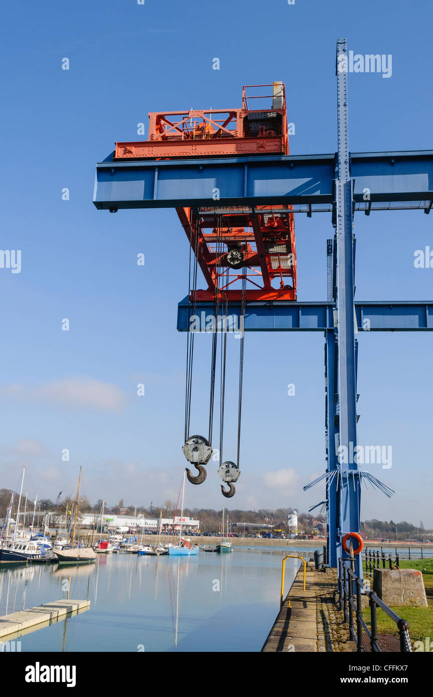 Lifting crane for boat maintenance hi-res stock photography and images ...