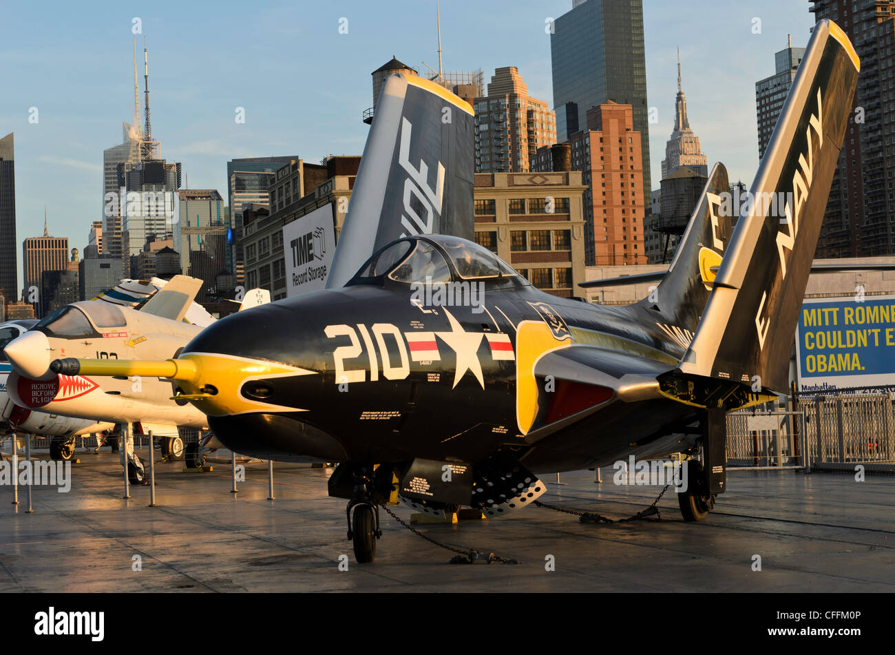 Grumman F9F-8 AF-J9 Cougar Stock Photo - Alamy
