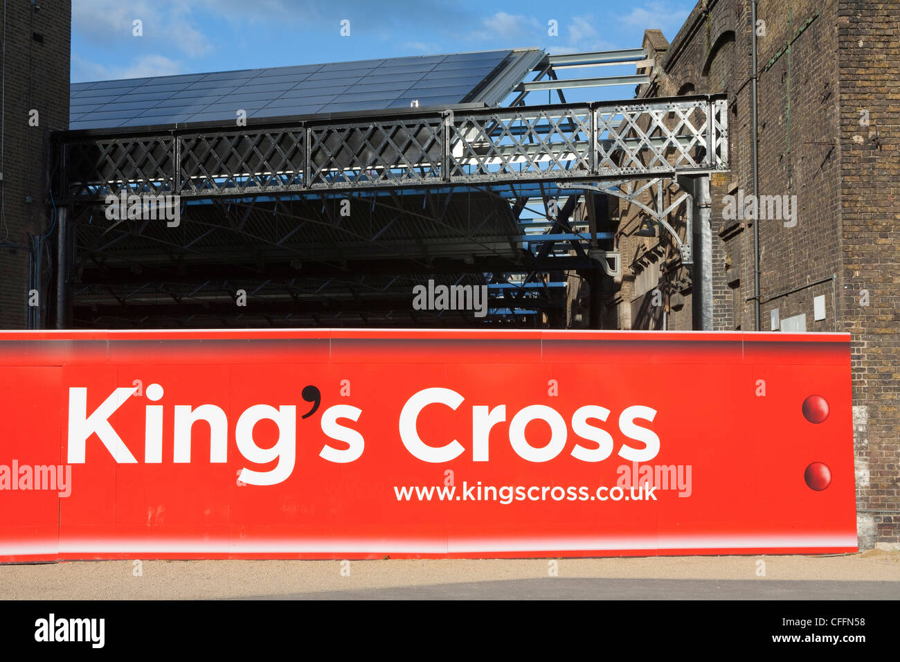 Kings cross sign hi-res stock photography and images - Alamy