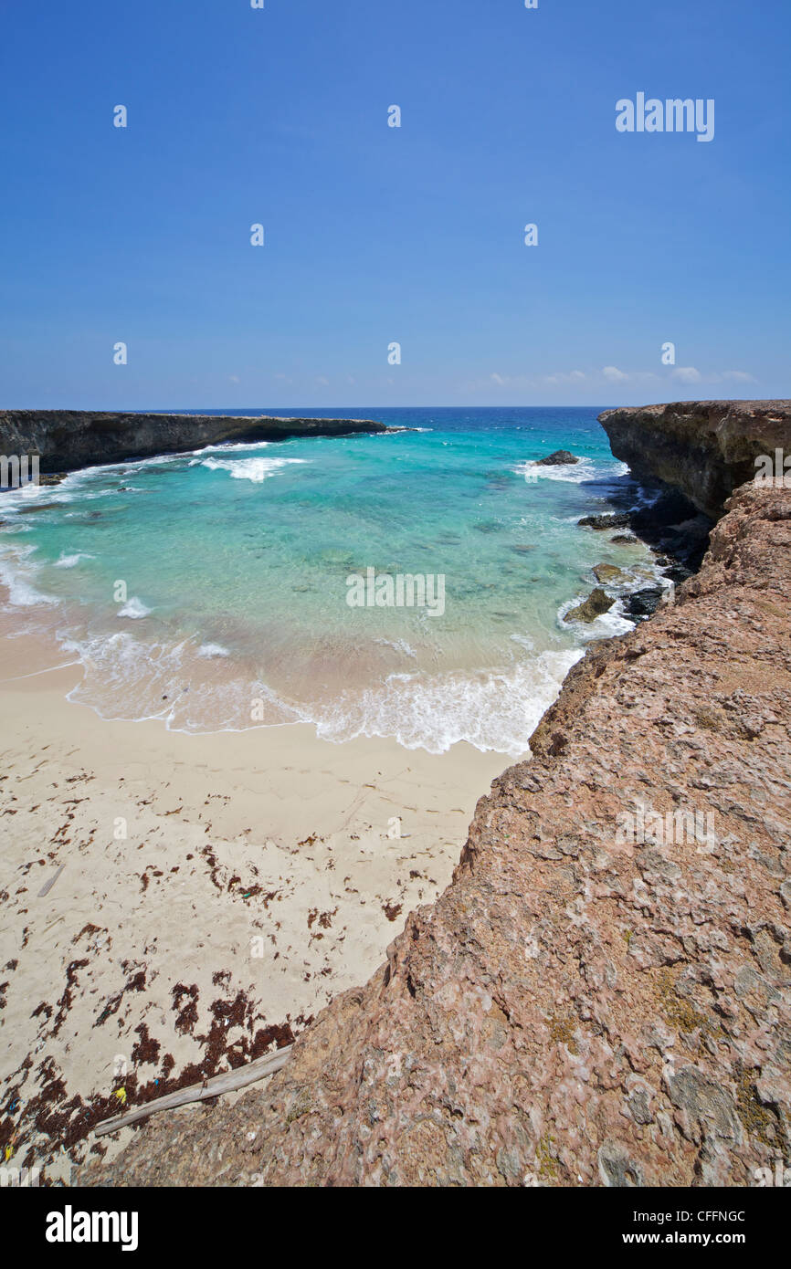 Aruba arikok national park beach hi-res stock photography and images ...