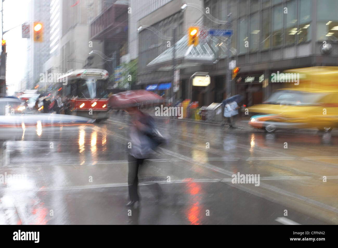 Yonge and king intersection hi-res stock photography and images - Alamy