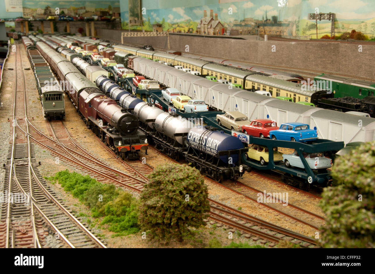 Model trains hi-res stock photography and images - Alamy