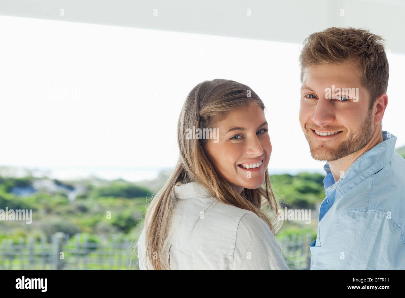 Woman back turned bright hi-res stock photography and images - Alamy