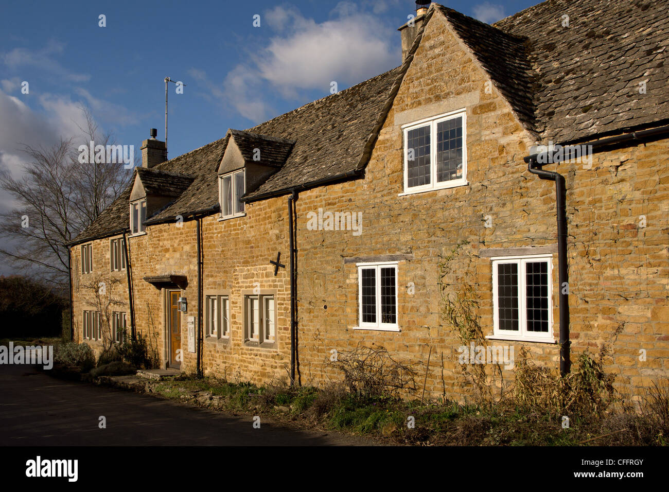 Adlestrop house hi-res stock photography and images - Alamy