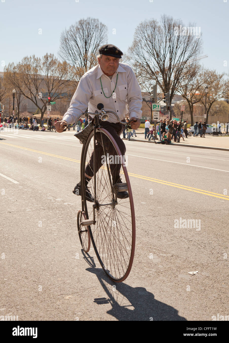 Man performing riding tricks on a high-wheel bicycle Stock Photo - Alamy