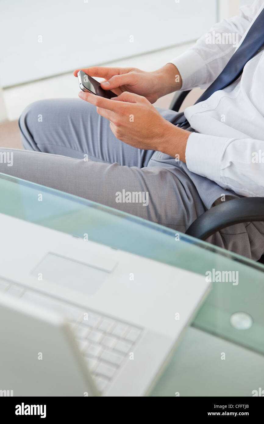 Close up shot black smartphone hi-res stock photography and images - Alamy