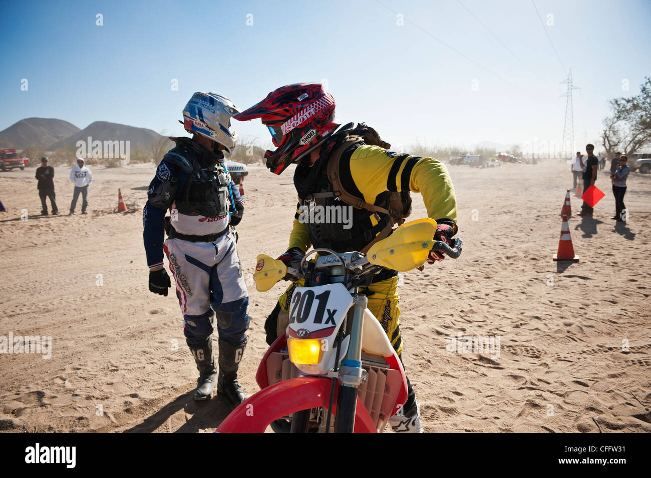 201x motorcycle rider Derek Duncan leaves race mile 58 after rider ...