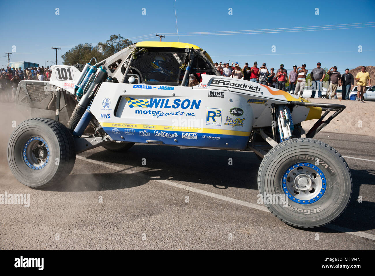 Ronny Wilson Class 1 arriving at finish of 2012 San Felipe Baja 250 ...