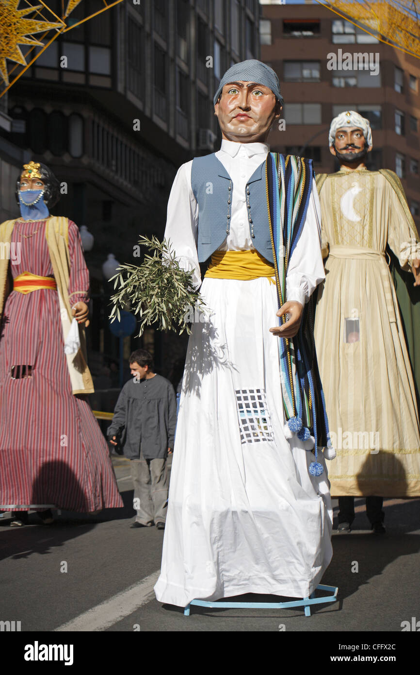 Giant gigante fiesta parade hi-res stock photography and images - Alamy