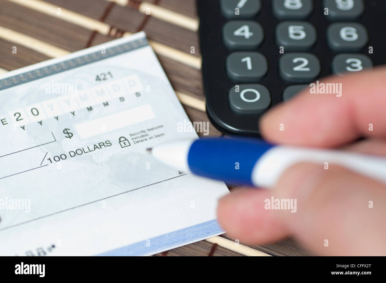 Checkbook hi-res stock photography and images - Alamy
