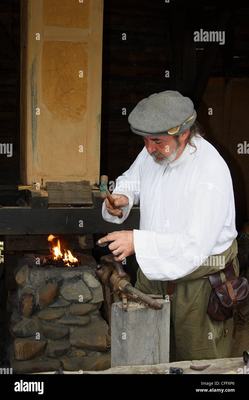 17th century blacksmith hi-res stock photography and images - Alamy