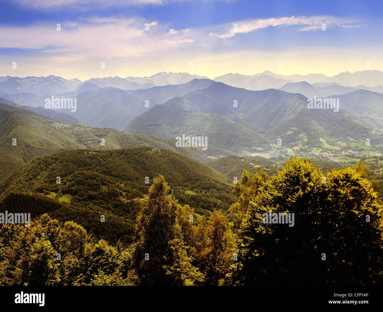 Pyrenean peaks france hi-res stock photography and images - Alamy